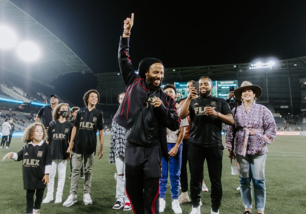 Ziggy Marley opens LAFC game as honorary falconer, team debuts Bob ...